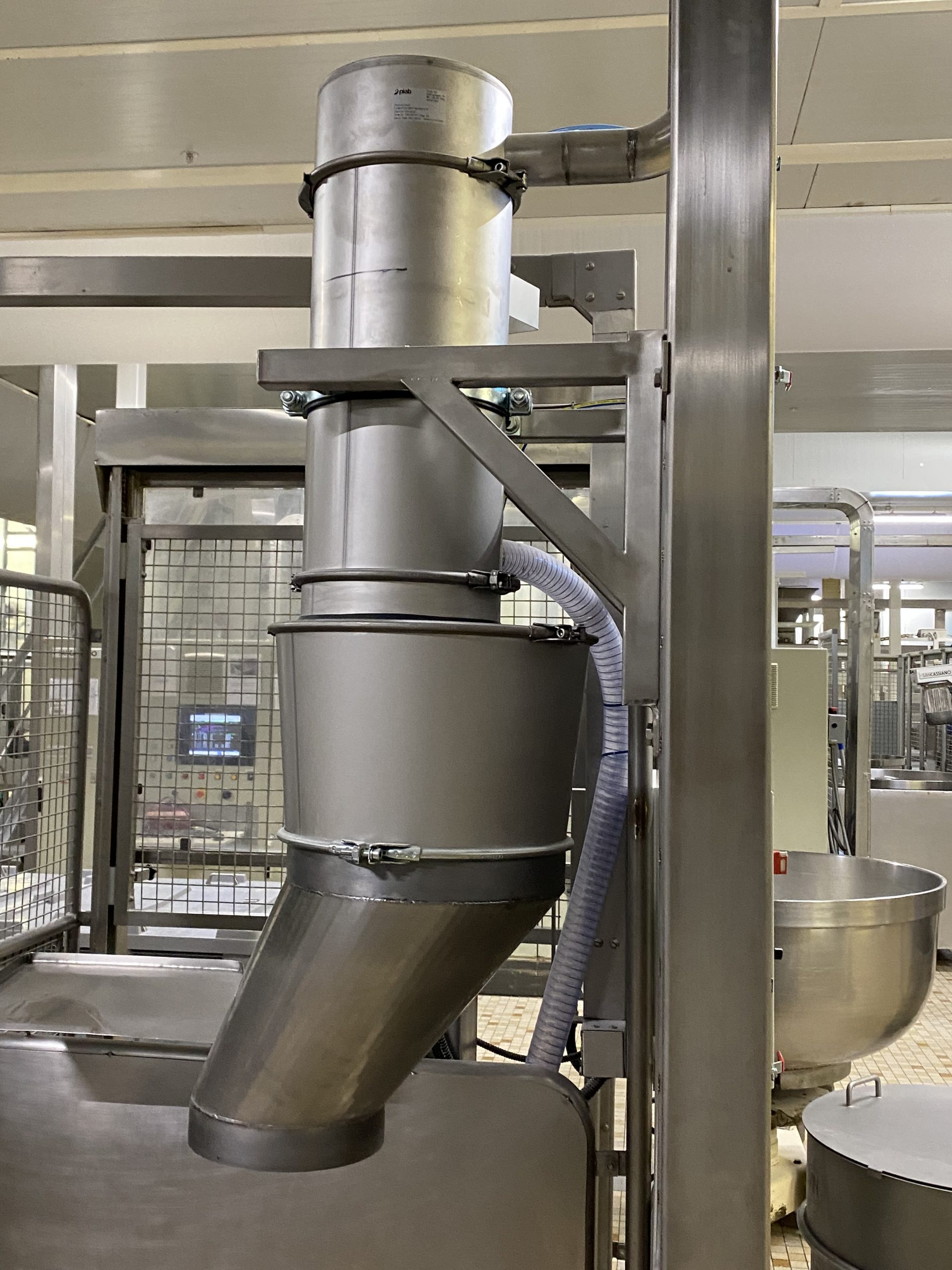 TAMISAGE ET TRANSFERT DE FARINE EN AGRO ALIMENTAIRE – Solupoudres